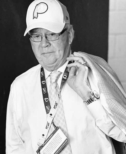Dr. James Andrews: A Pioneer in Sports Medicine (Biography) | Emerald ...